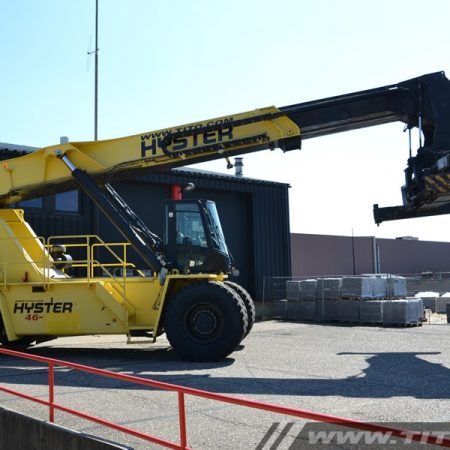 Reachstackers & big forklifts | Tito Lifttrucks | SOLD // Hyster RS46 ...