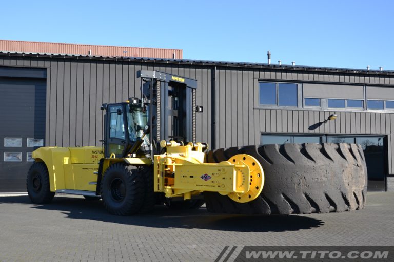 Reachstackers & big forklifts | Tito Lifttrucks | Tire Handler for the ...