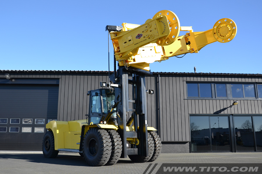 Reachstackers & big forklifts | Tito Lifttrucks | Hyster H32XM-12TH